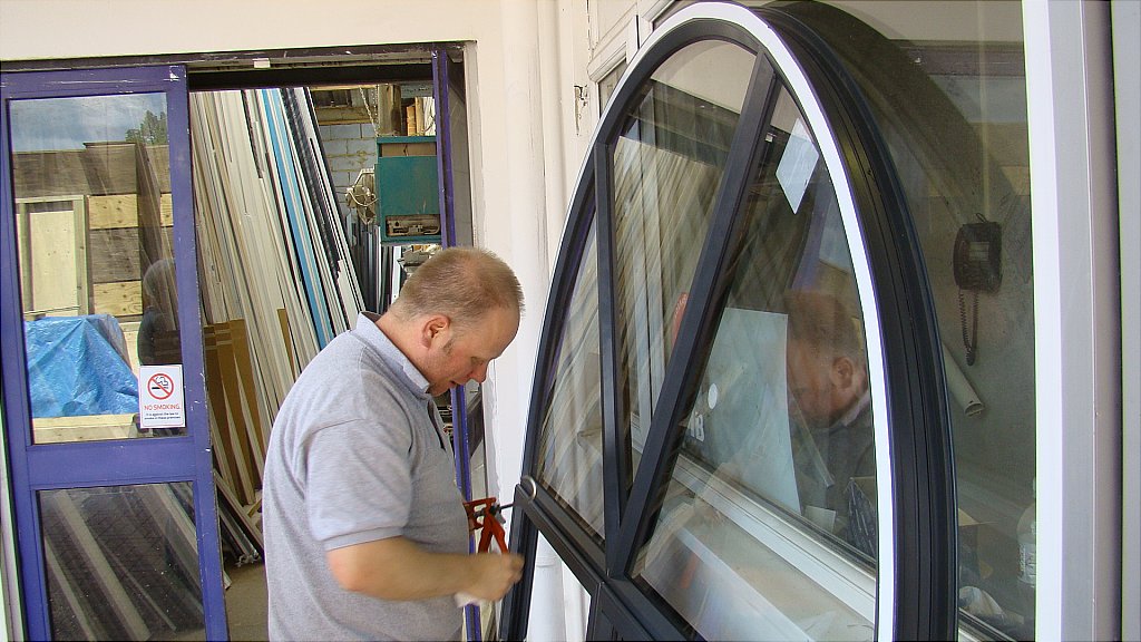 High Quality Aluminium Curved Window