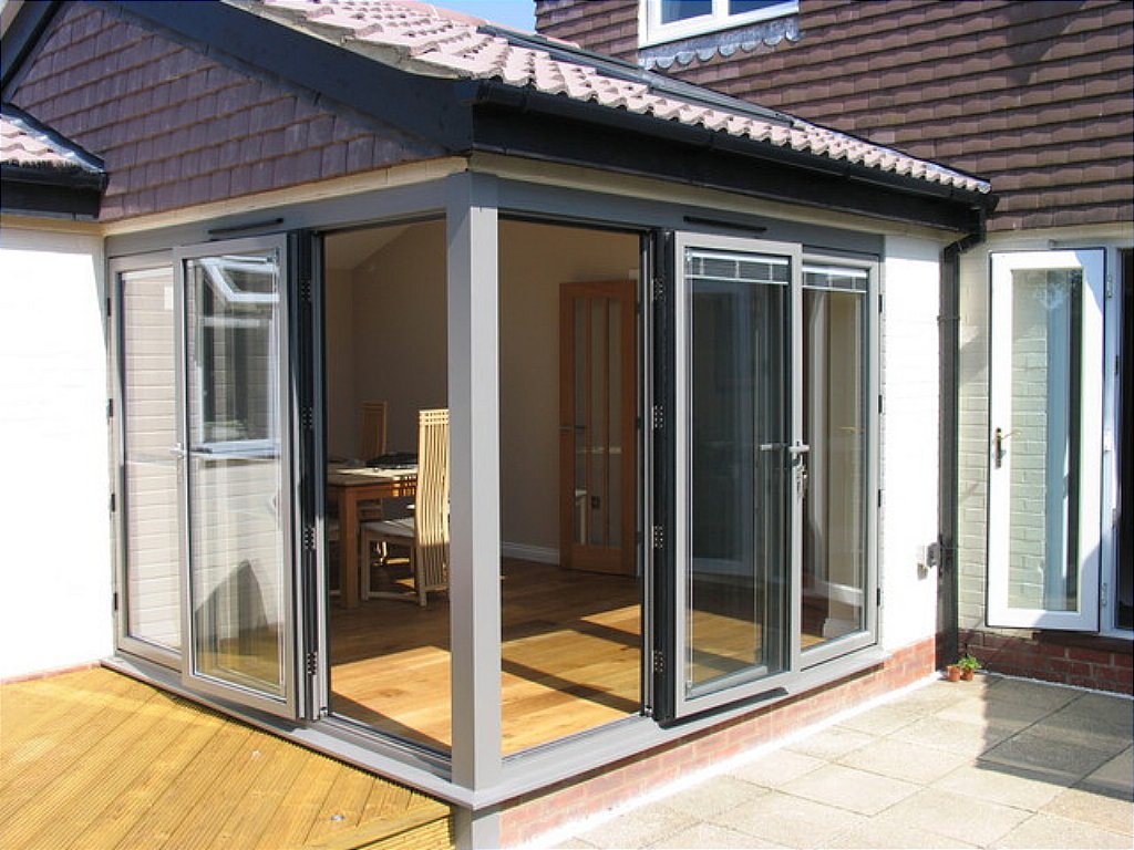 Duel Colour Corner Bi-folding Doors