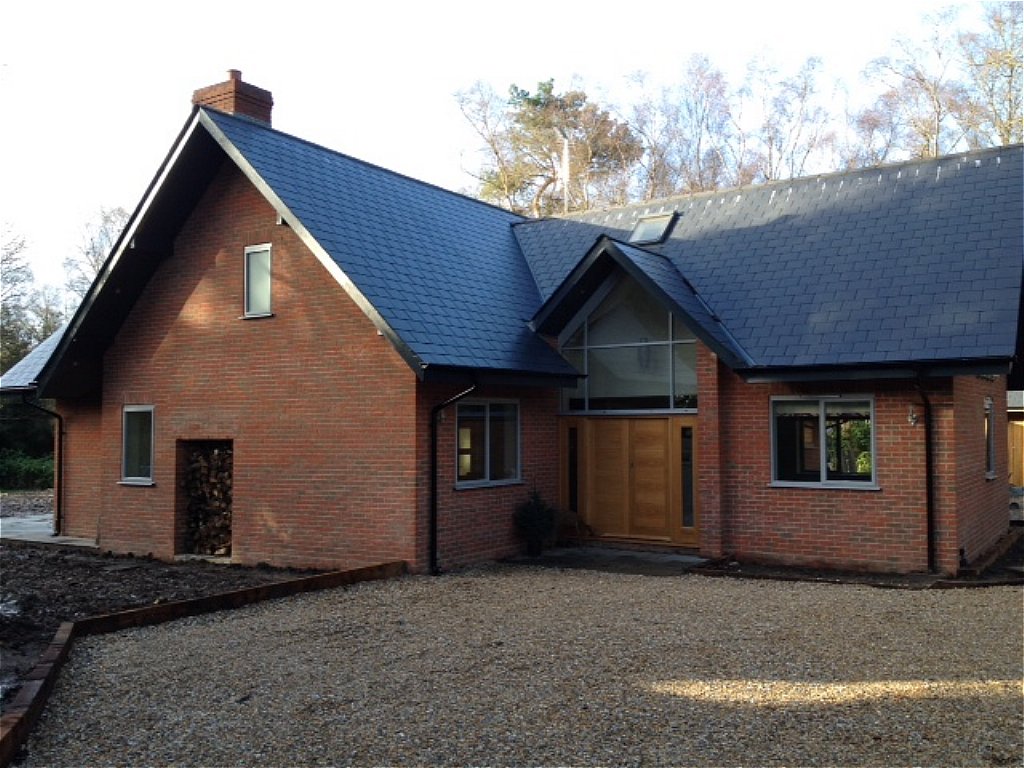 Powder Coated Aluminium Windows in RAL 9006